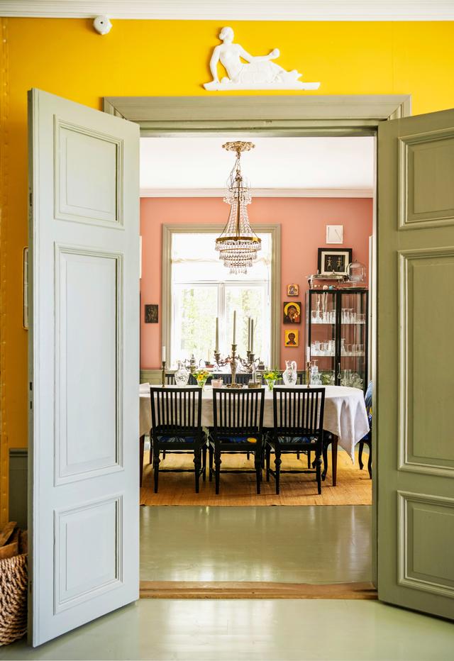 Villa Furunäs, an old wooden villa in Helsinki | Kotona Living