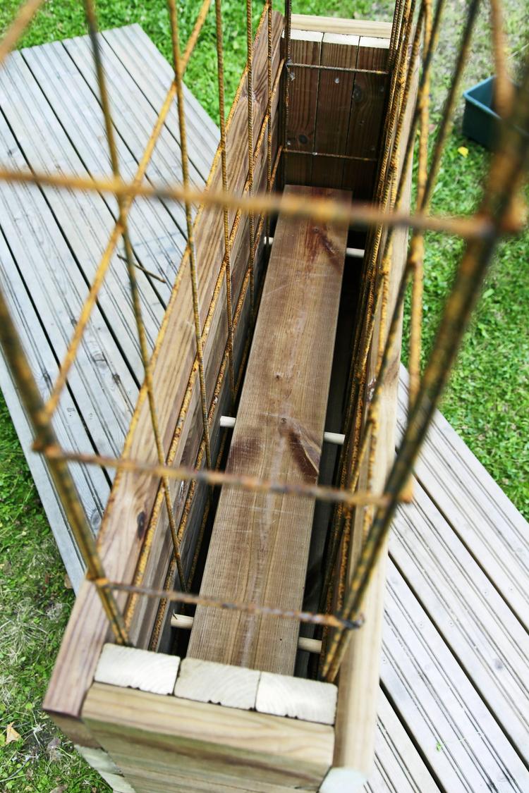 Climbing trellis box—check out the instructions! | Kotona Living