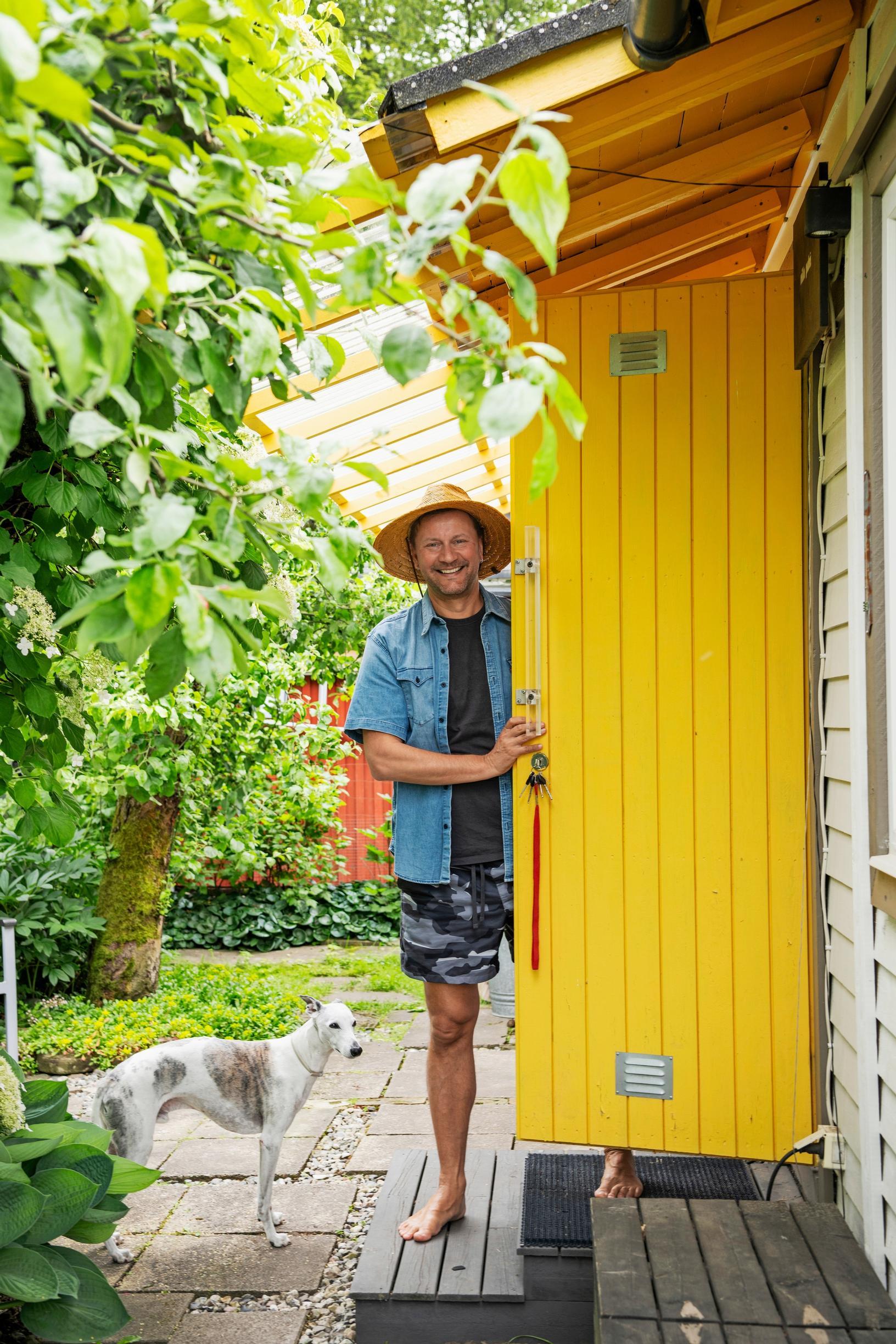 Finnish Eurovision commentator Mikko Silvennoinen’s cabin | Kotona Living