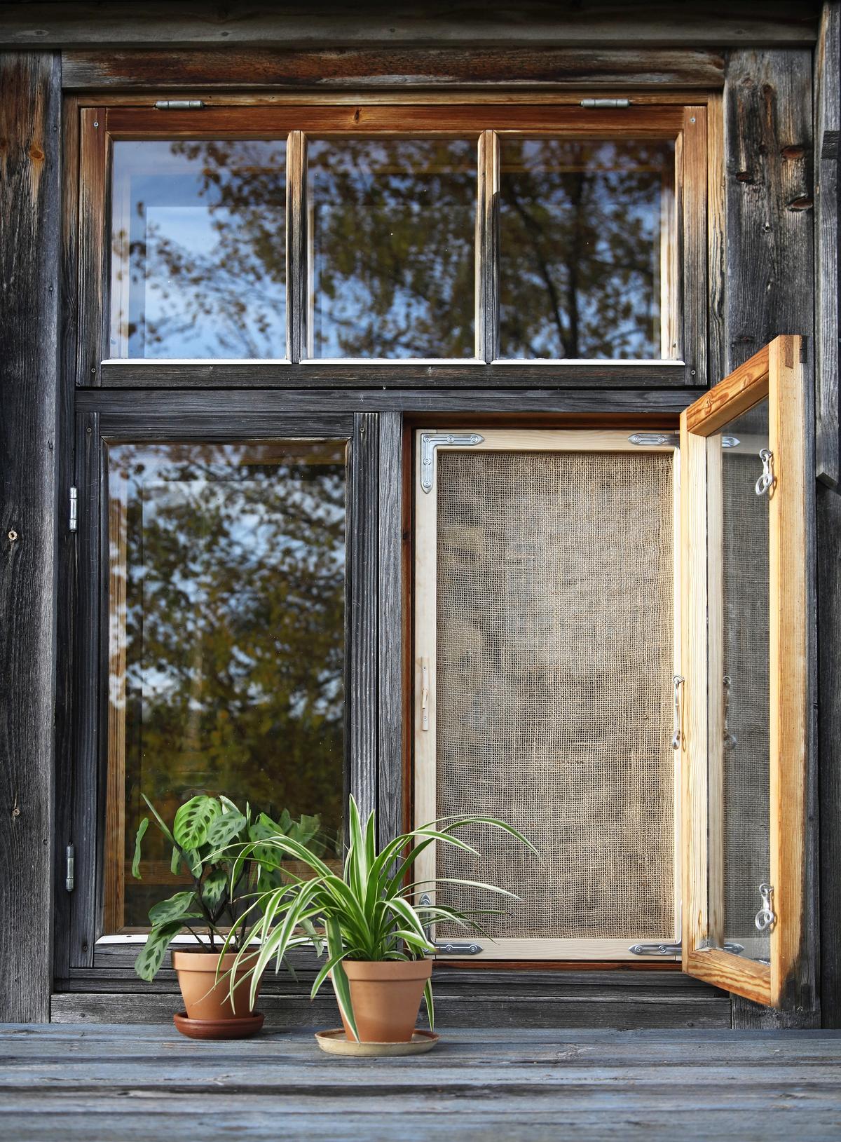 DIY mosquito net for windows | Kotona Living
