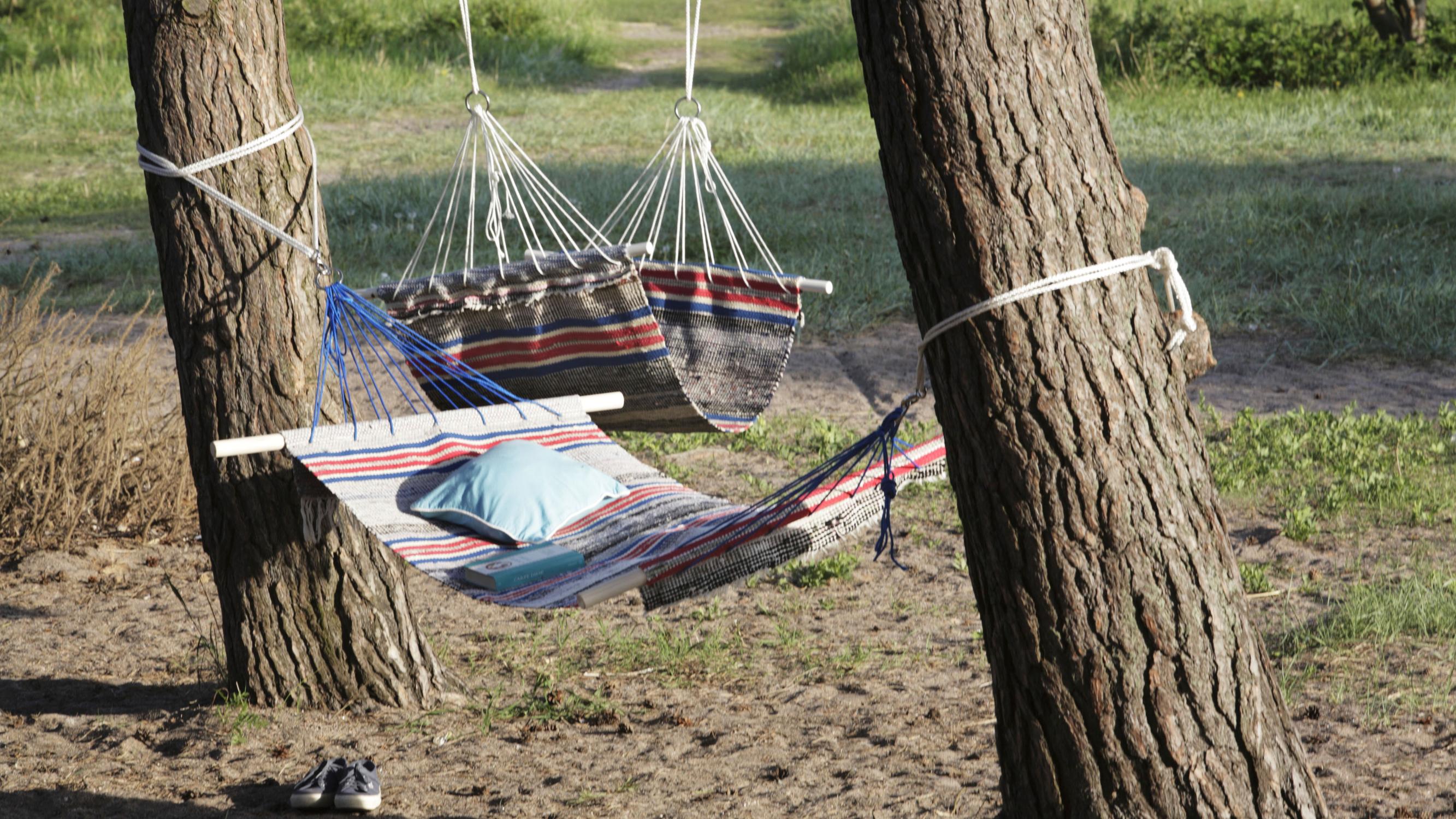 Hammock from a rag rug—see how it’s done! | Kotona Living
